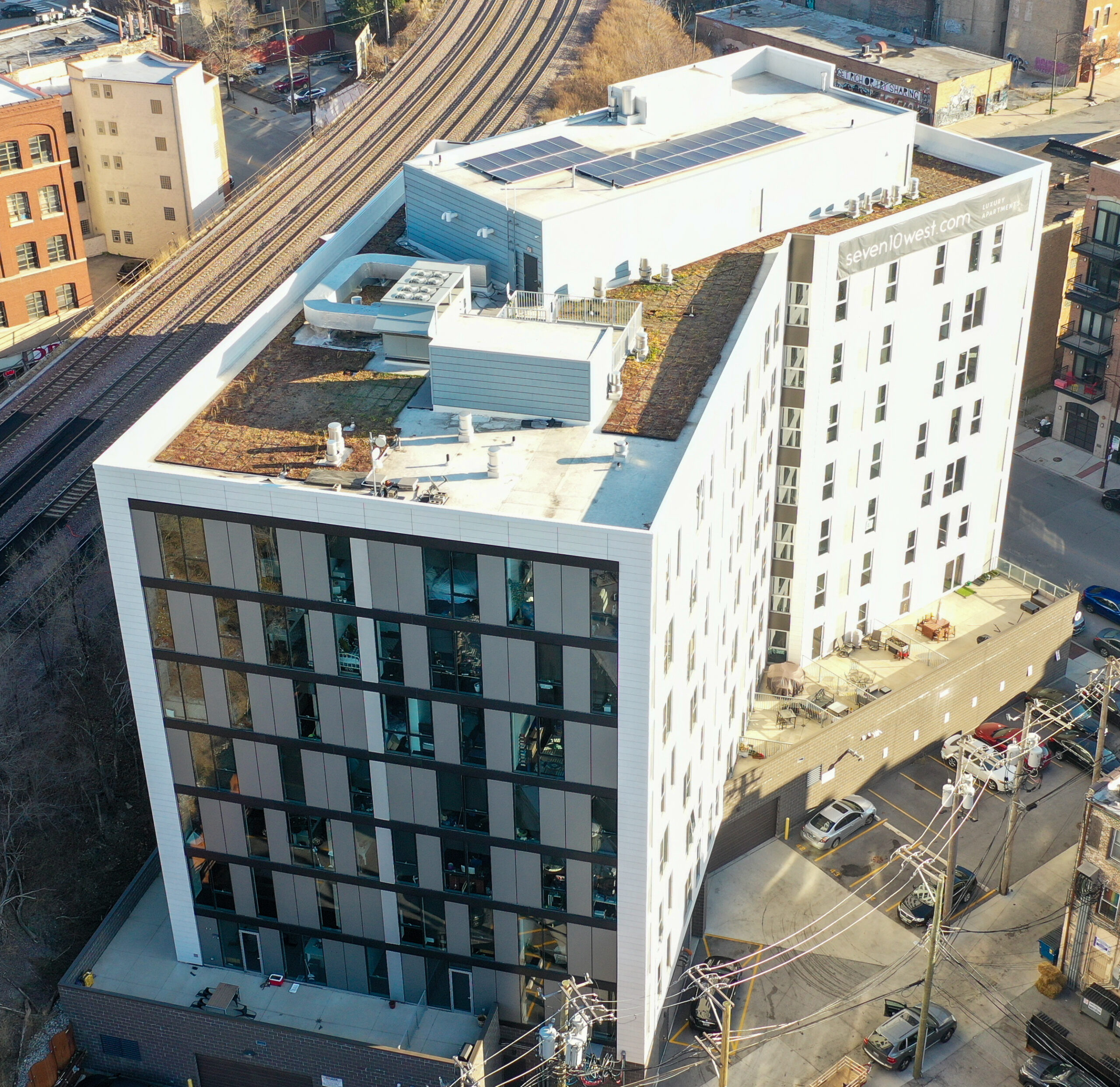 Seven 10 (710 W. Grand) - Eriksson Engineering Associates, Ltd.